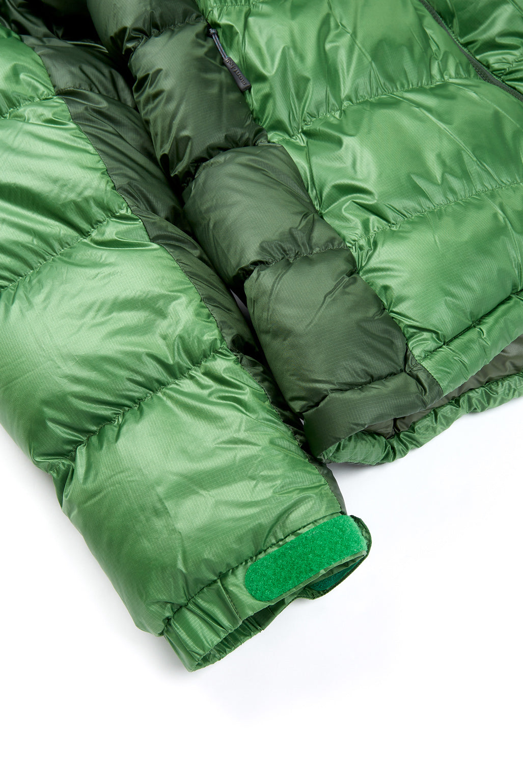 Montbell Men's Alpine Down Parka Jacket - Evergreen/Dark – Outsiders ...