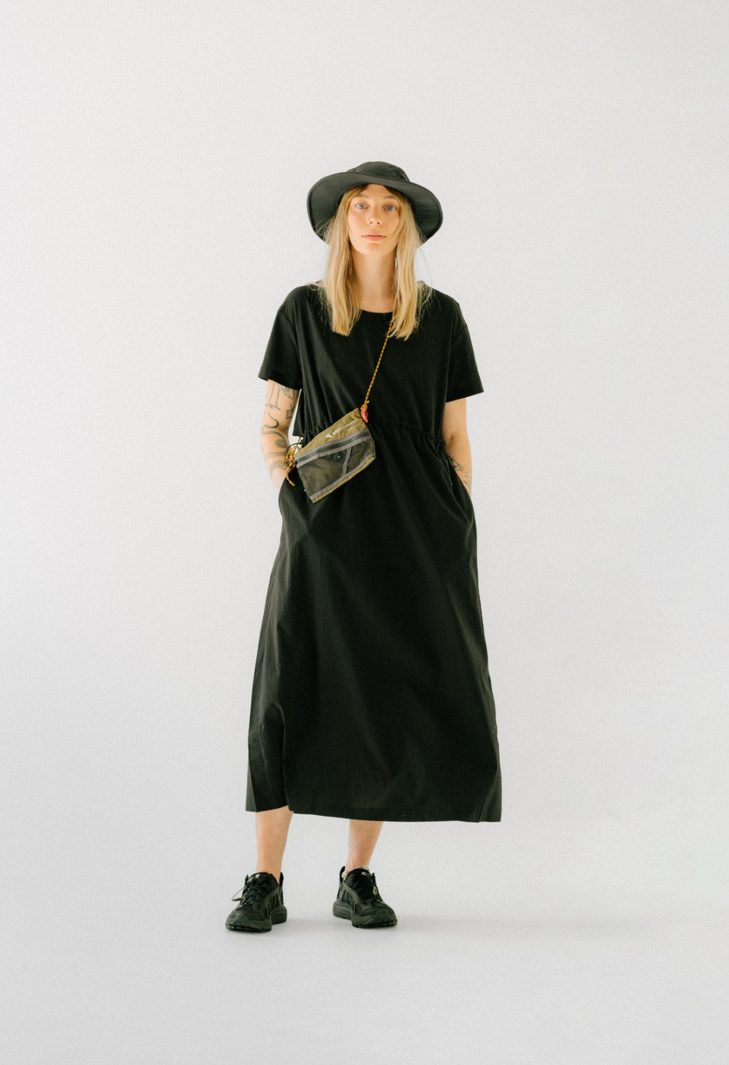 Salomon Techsonic - Black / Black / Vanilla Ice – Outsiders Store UK